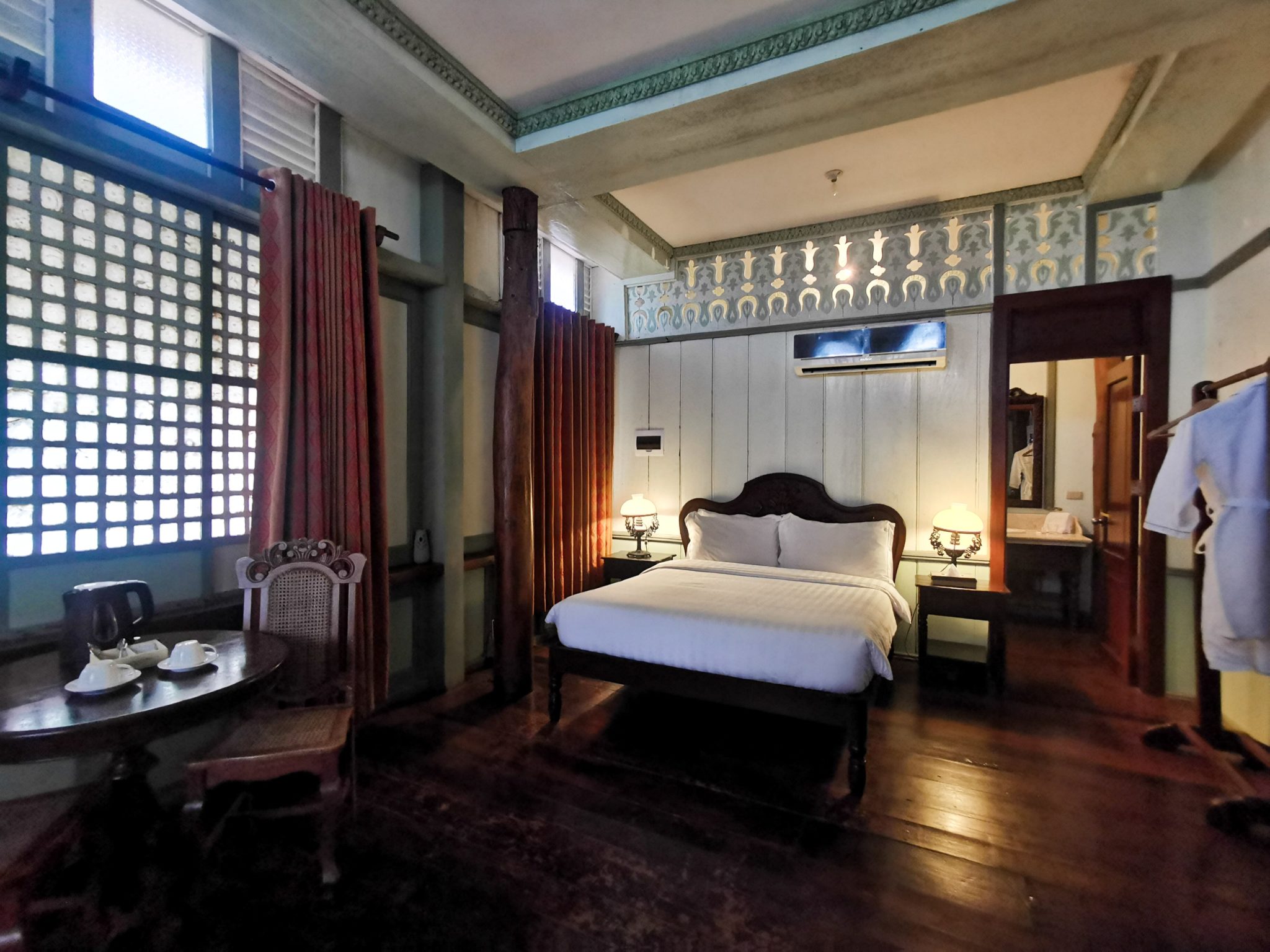 Las Casas Filipinas de Acuzar "History Land" - Iconic MNL