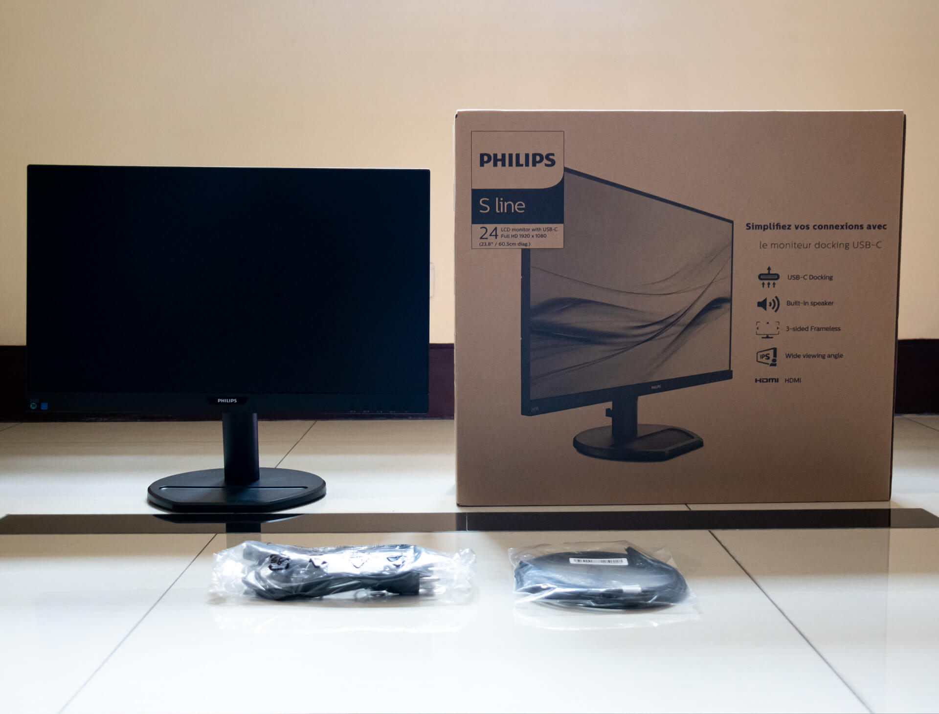 Review: Philips 243S9A LCD monitor with USB-C
