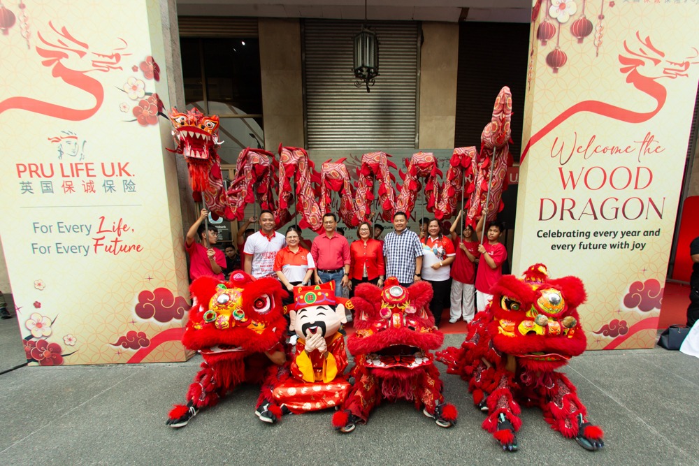 Pru Life UK welcomes every future & every new year with PRU Love ...