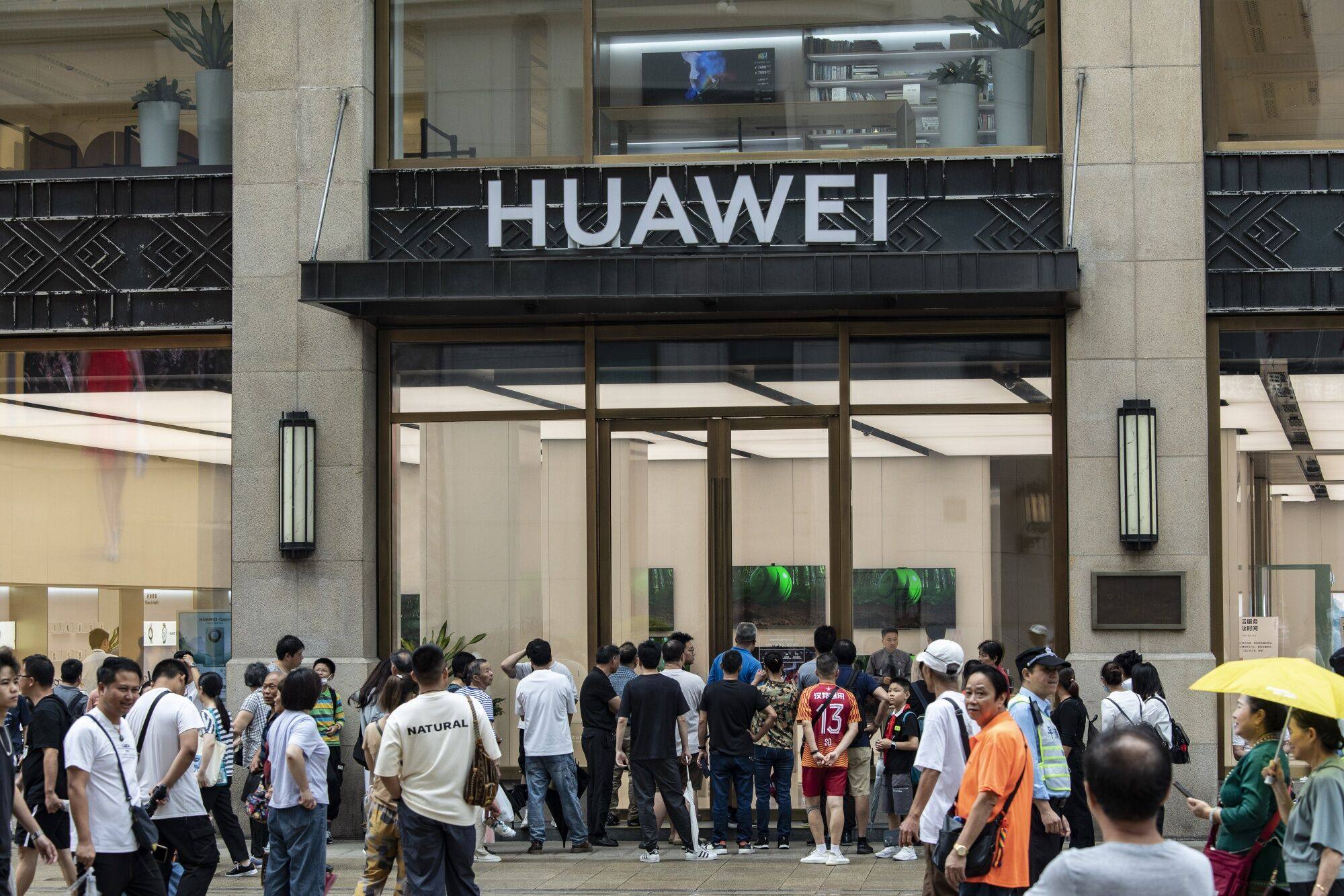 HUAWEI France offices were raided by French authorities - Iconic MNL