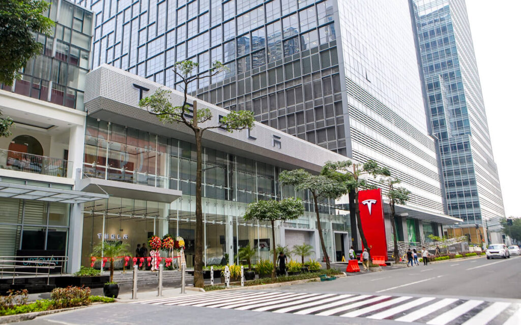 Tesla Model 3 and Model Y Now Available in the Philippines: Prices ...
