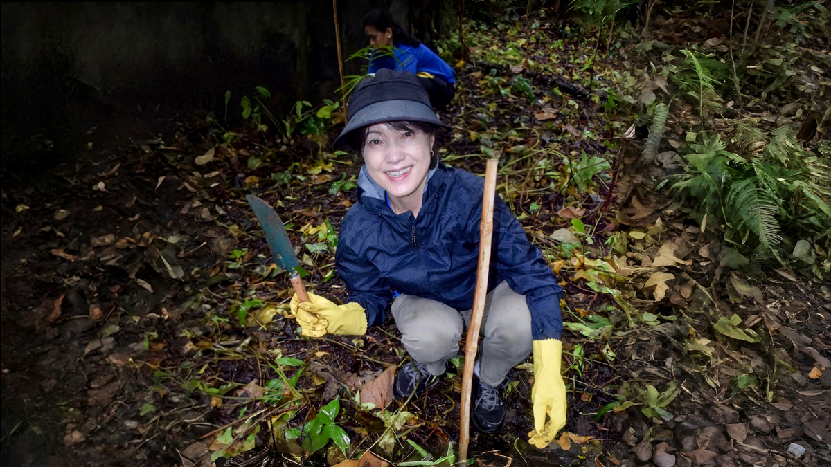 Epson Strengthens Sustainability Efforts with Tree-Planting at La Mesa ...